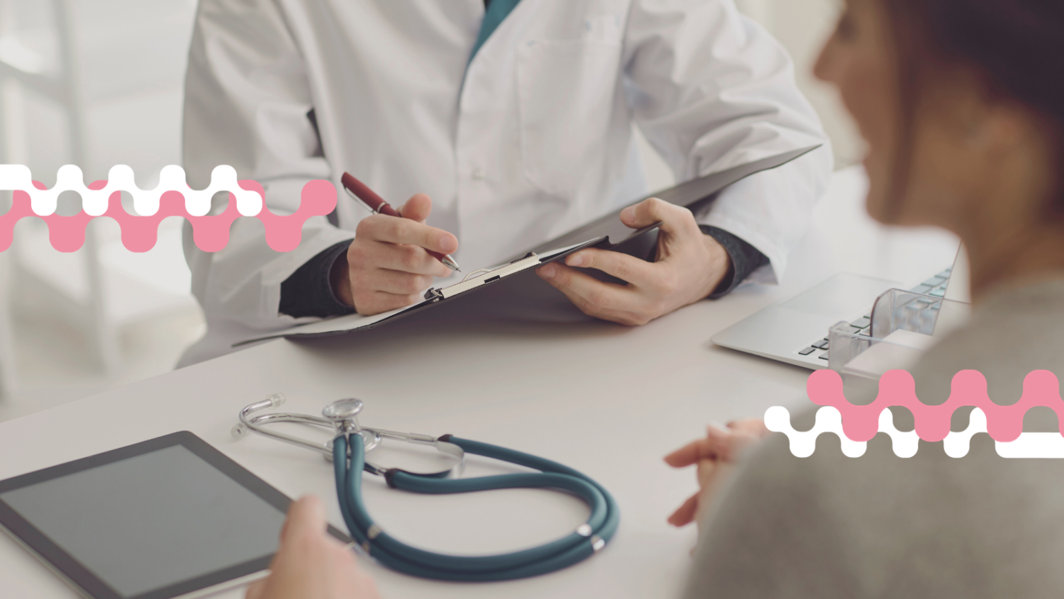 Transcribing Medical Dictations: Best Practices | Amberscript